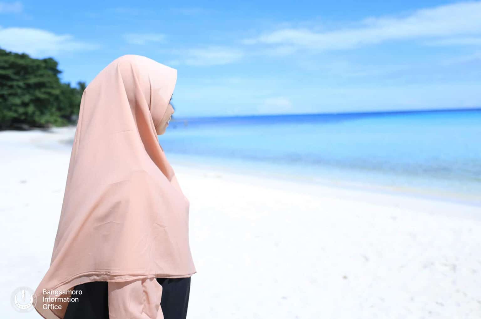 How To Put On A Muslim Scarf - Religious Question